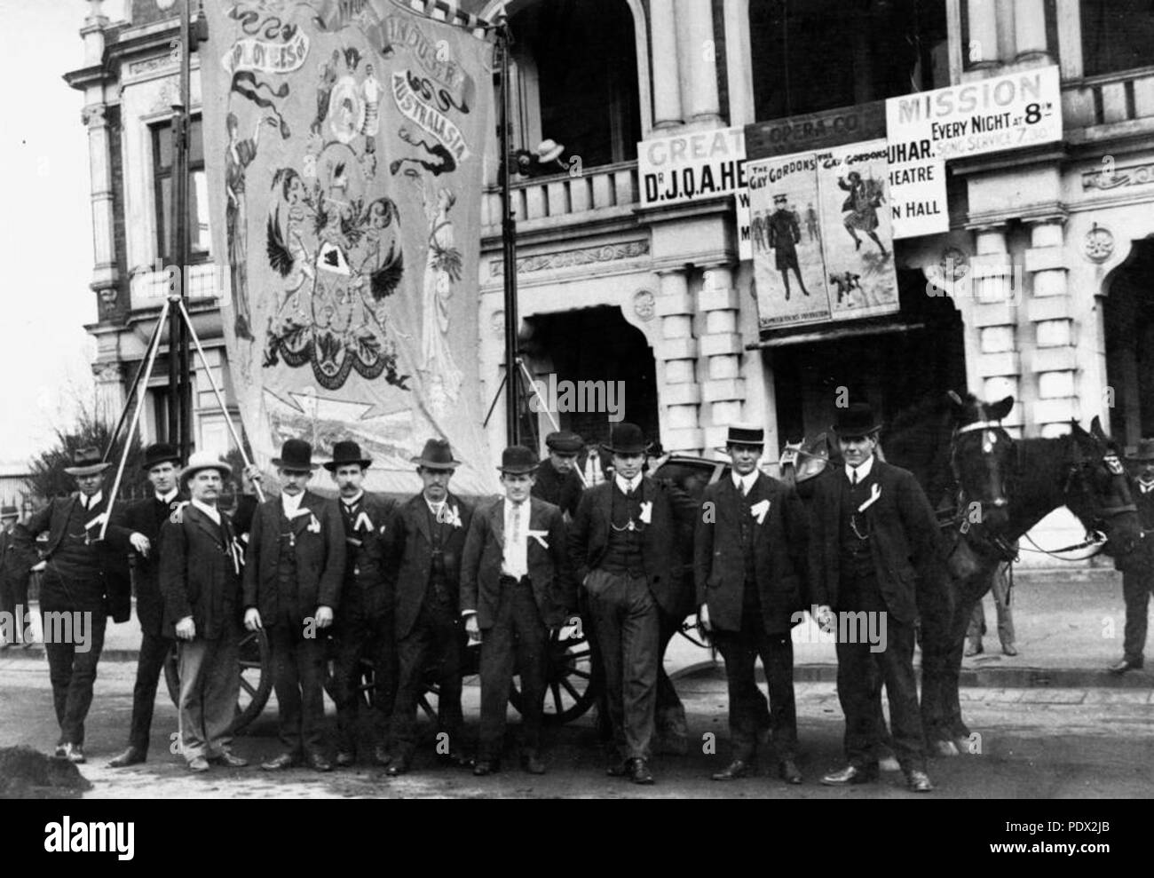 1910 labor movement hi-res stock photography and images - Alamy