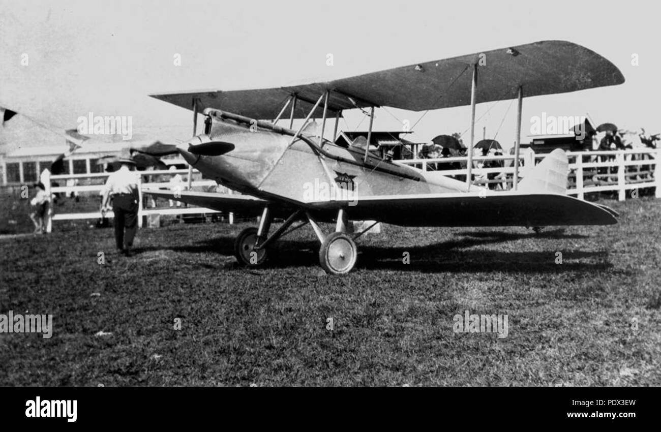 Avro avian hi-res stock photography and images - Alamy