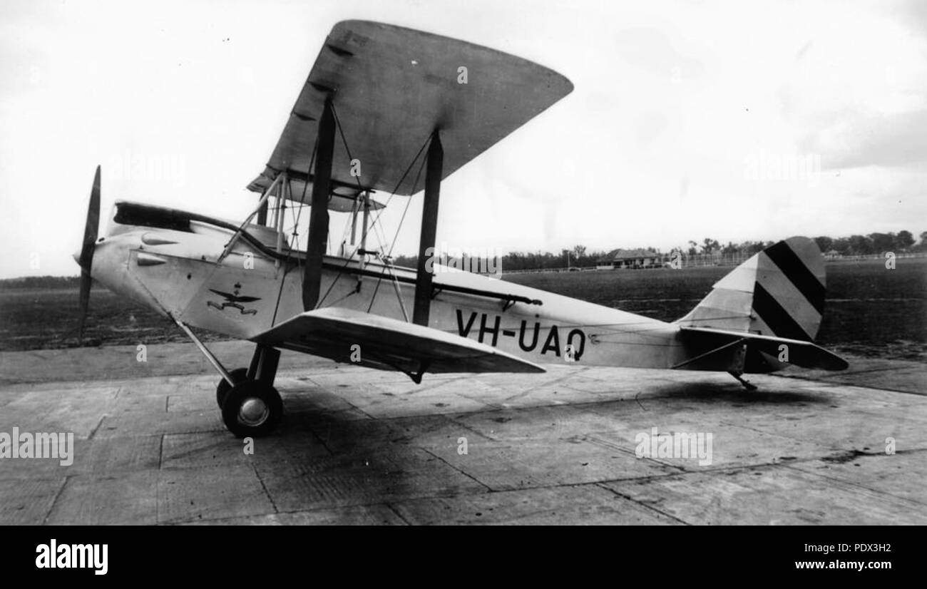 De havilland dh 60 moth hi-res stock photography and images - Alamy