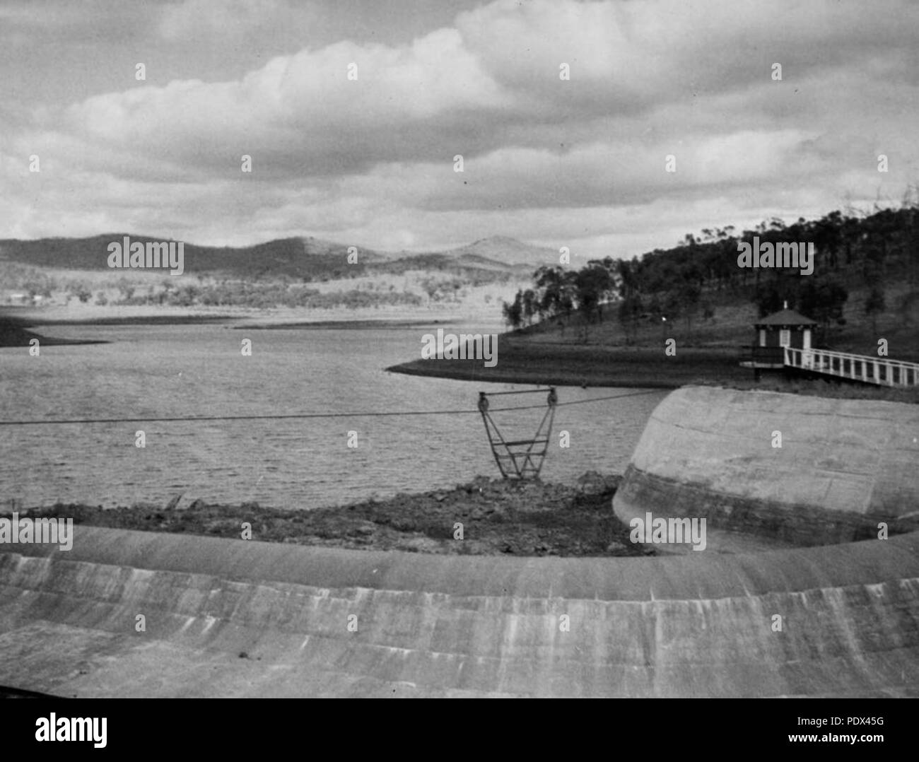 252 StateLibQld 1 213864 Silverwood Dam, Warwick, 1936 Stock Photo - Alamy