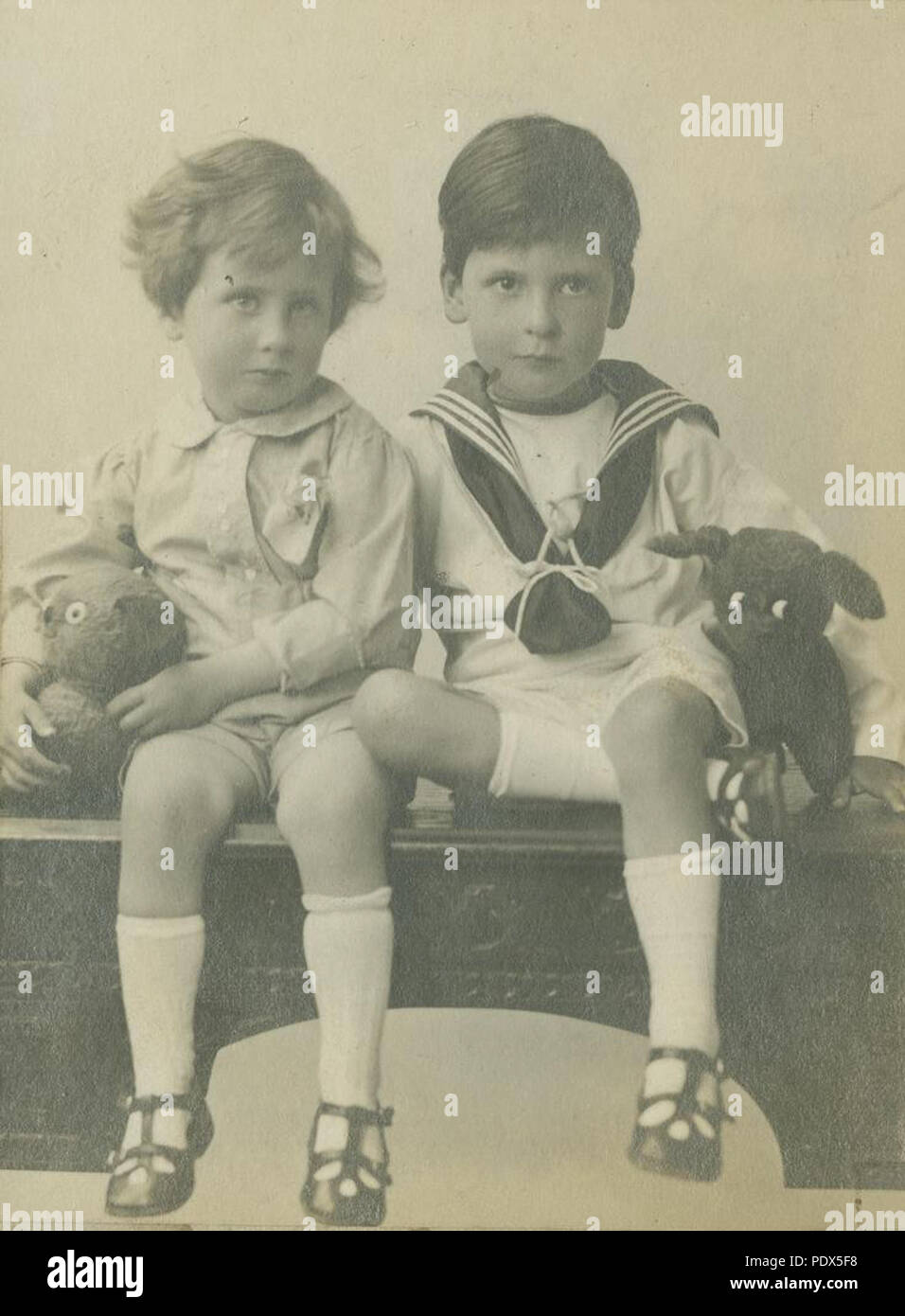 John lavarack hi-res stock photography and images - Alamy