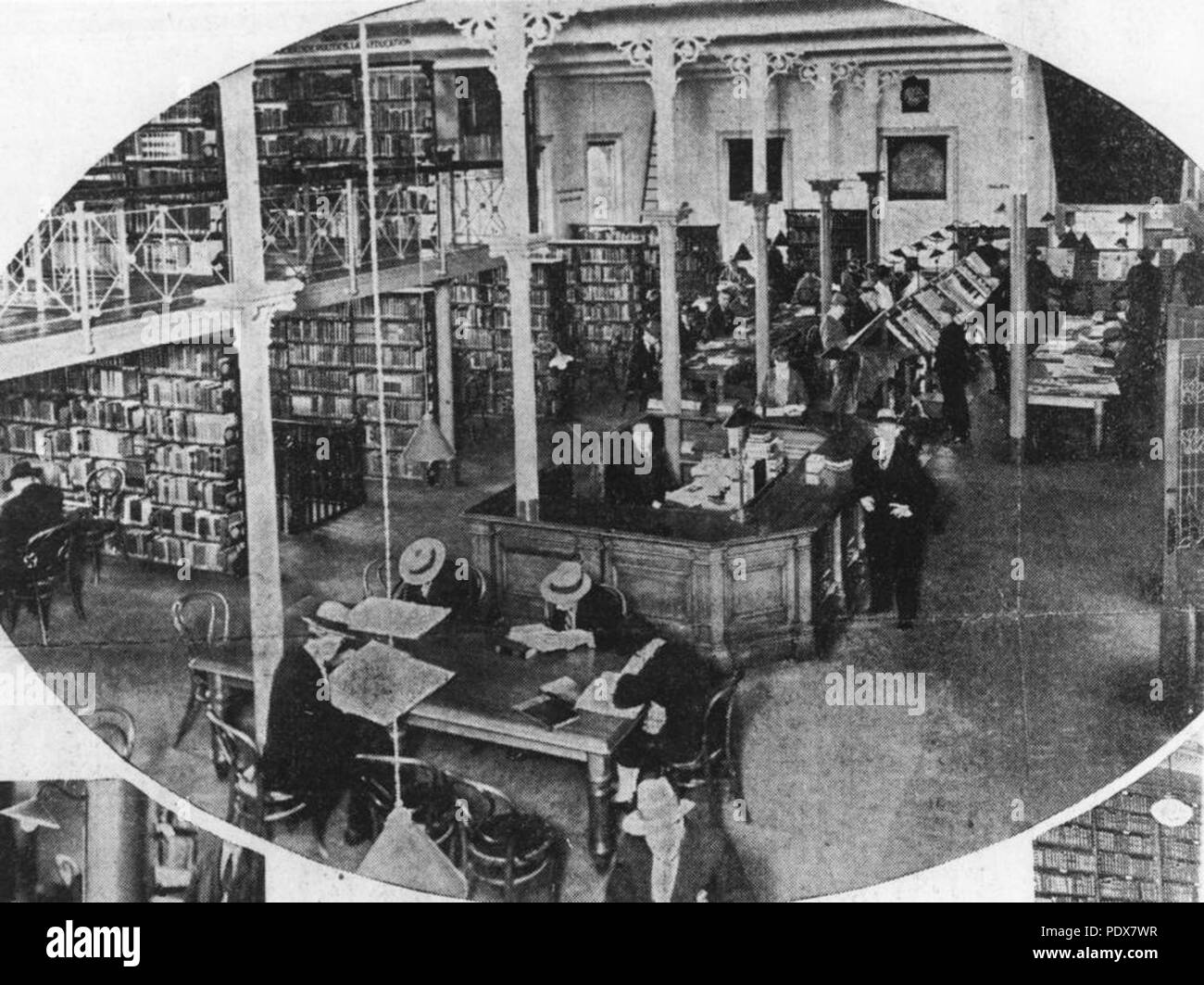 267 StateLibQld 1 48900 Reading room at the John Oxley Library ...