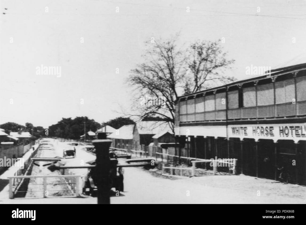 268 StateLibQld 1 52620 Deane Street showing the White Horse Hotel ...