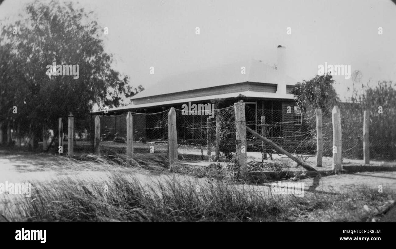 Mount emu hi-res stock photography and images - Alamy