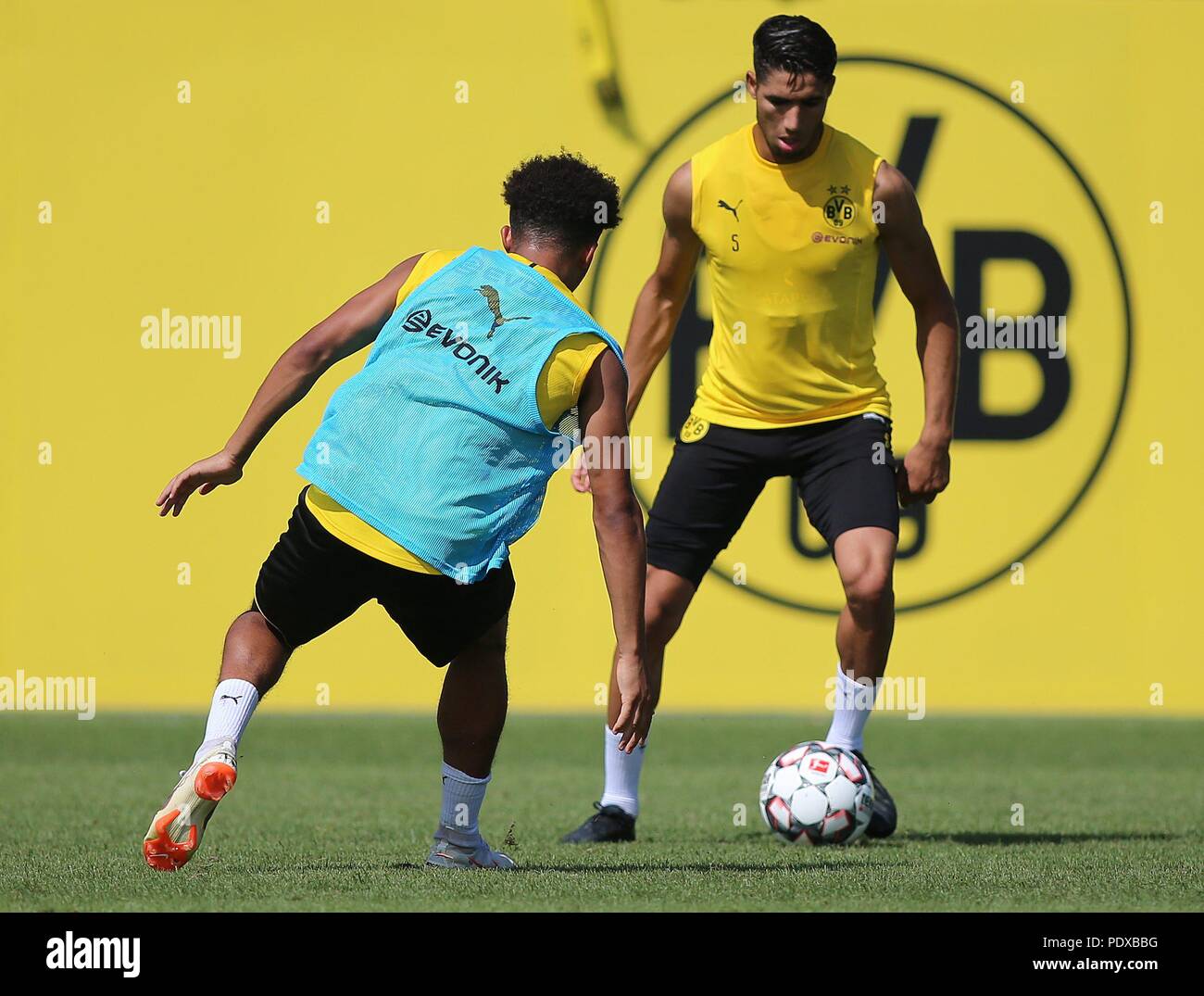 Achraf hakimi training 2018 hi-res stock photography and images - Alamy