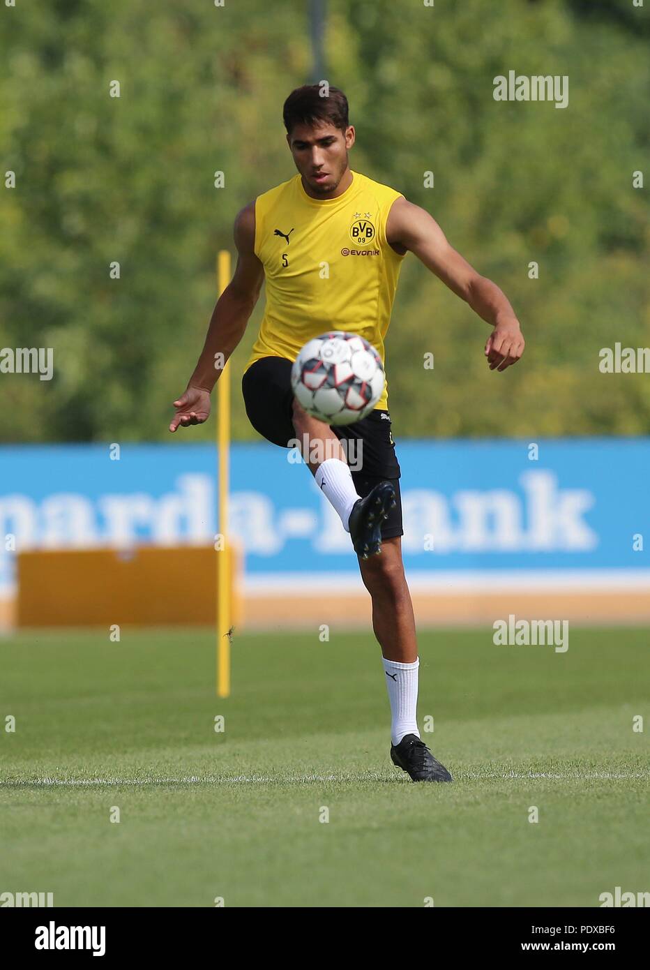 Achraf hakimi training 2018 hi-res stock photography and images - Alamy