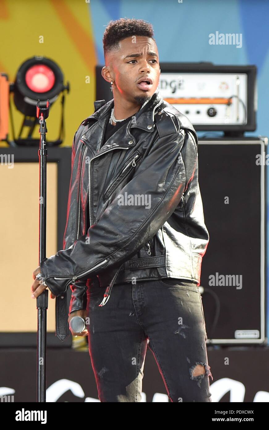 Summer of love concert hi-res stock photography and images - Alamy