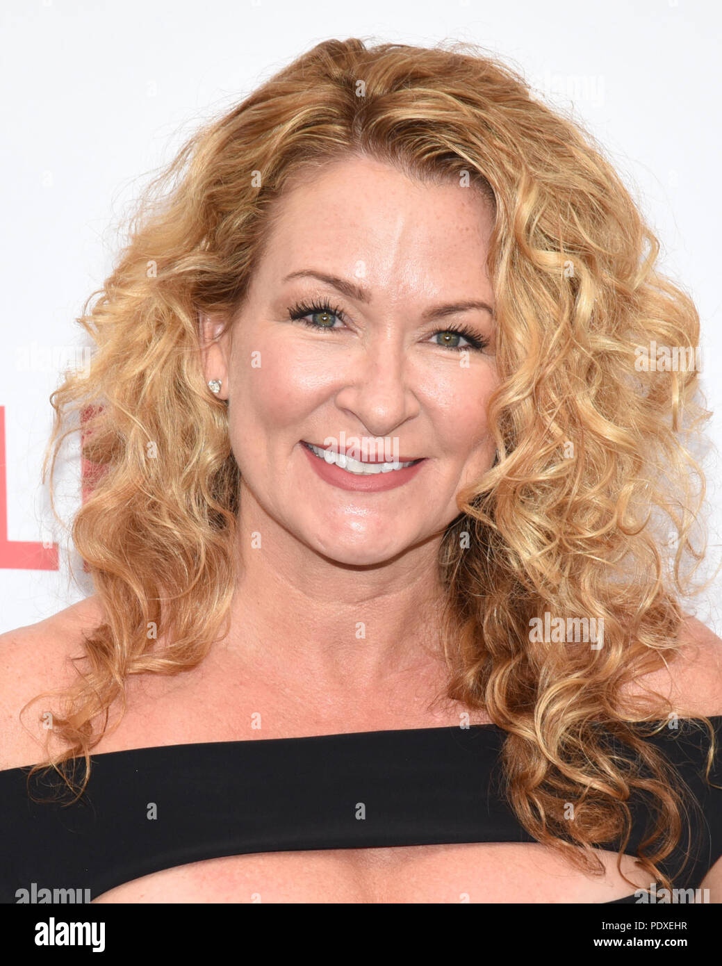 Sarah colonna hi-res stock photography and images - Alamy