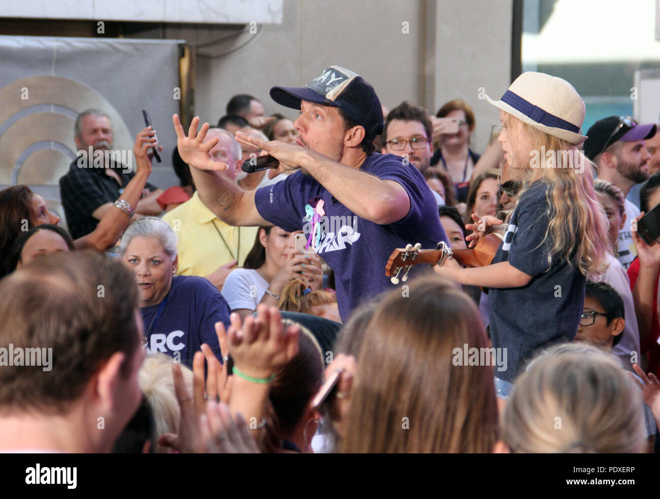 New York, USA. 10th August, 2018. NEW YORK, NY August 10: Jason Mraz ...