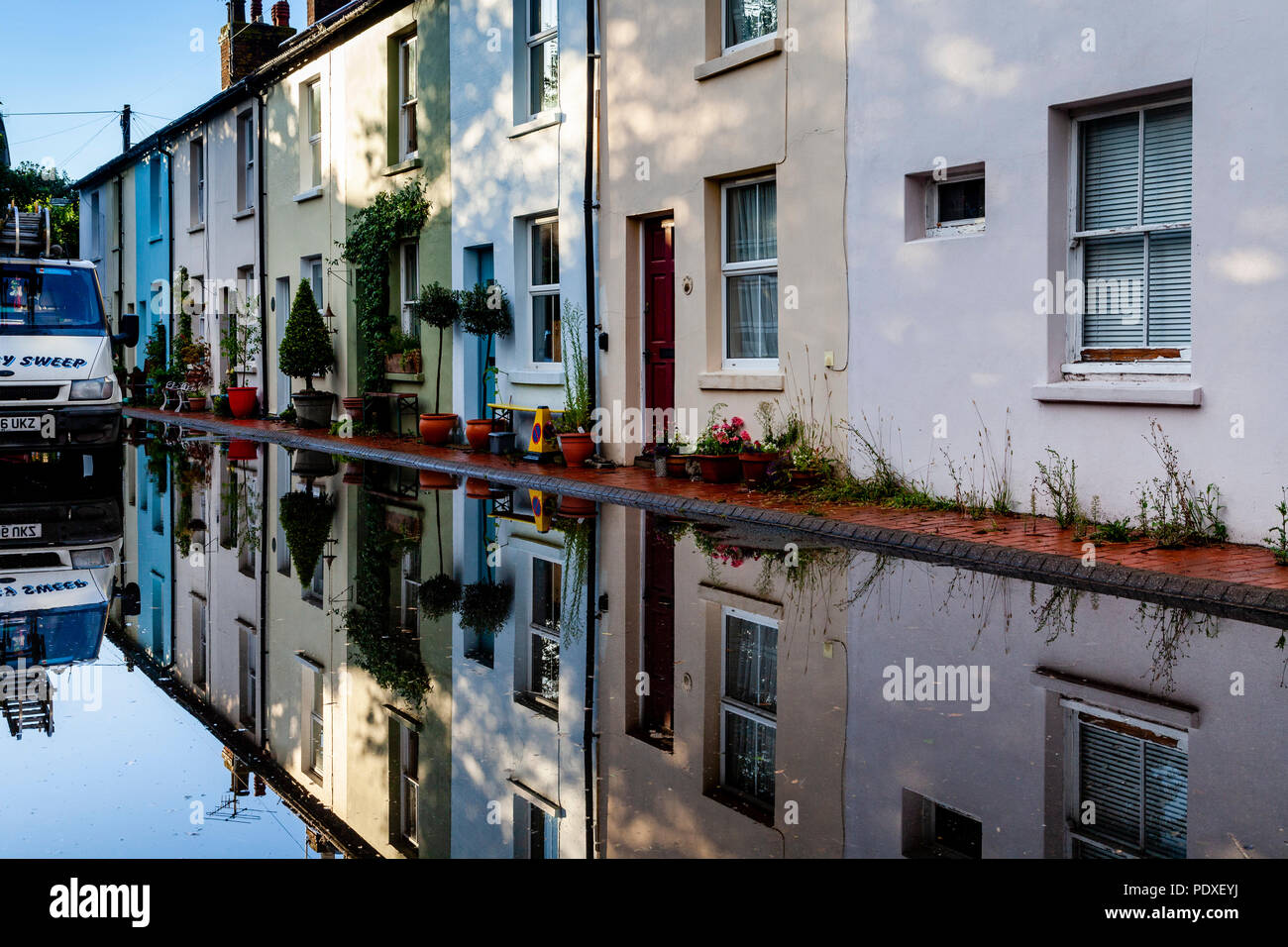 Lewes, UK. 10th August 2018. Torrential rain brings flooding to a ...