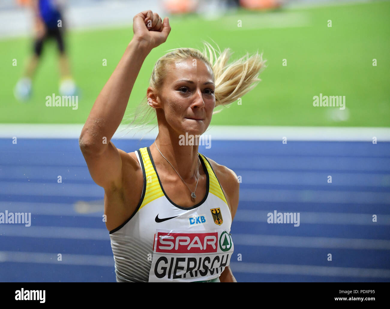 Kristin gierisch triple jump hi-res stock photography and images - Alamy
