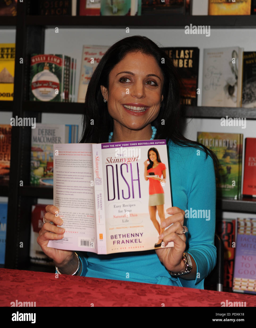 Bethenny frankel books hi-res stock photography and images - Alamy