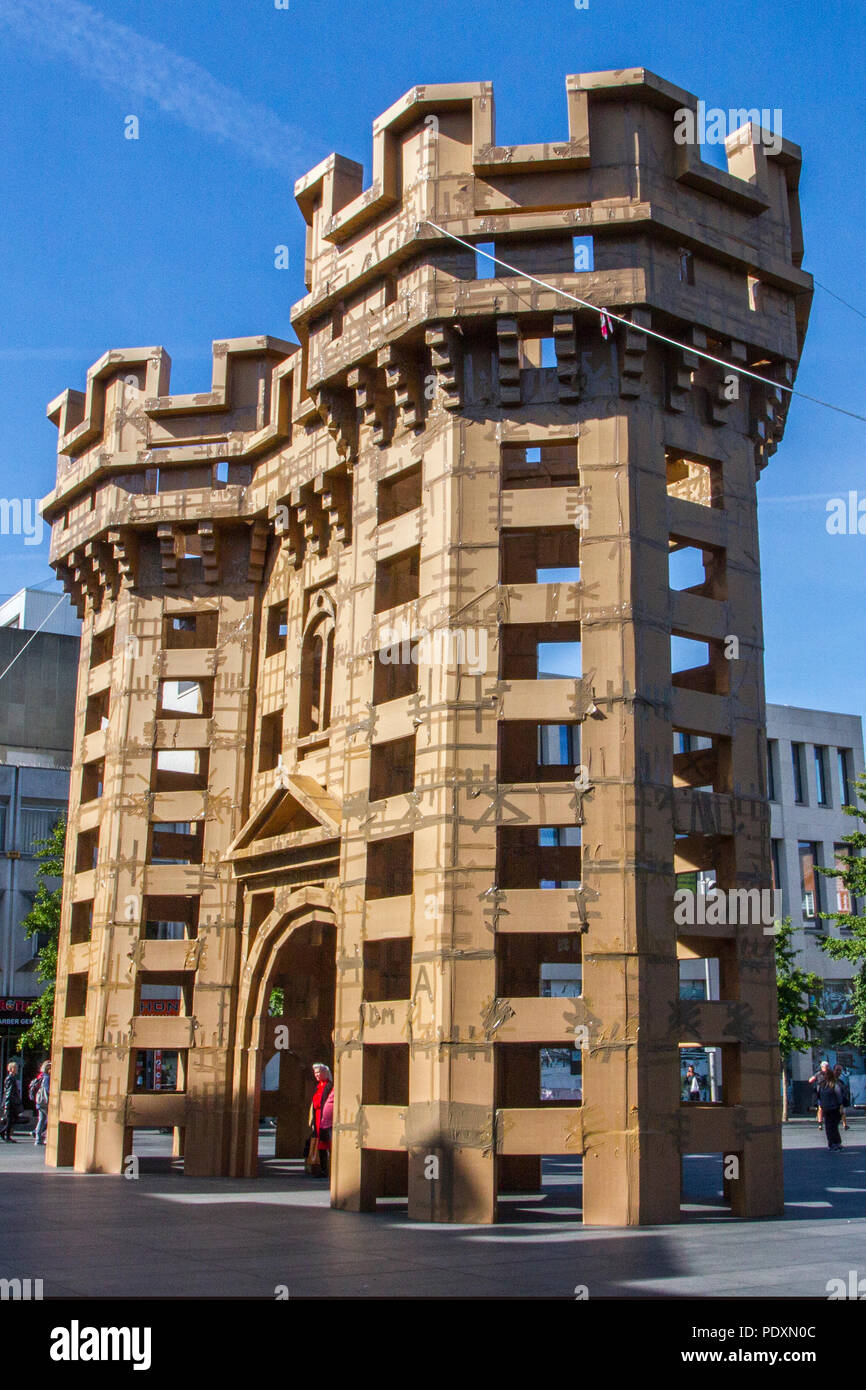 Cardboard structures hi-res stock photography and images - Alamy