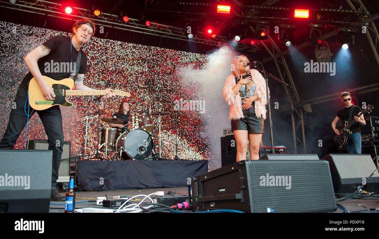 Kyle falconer hi-res stock photography and images - Alamy