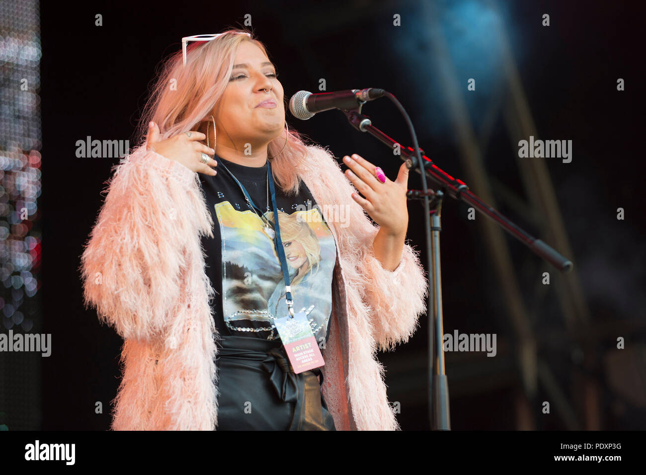 Carly conner hi-res stock photography and images - Alamy