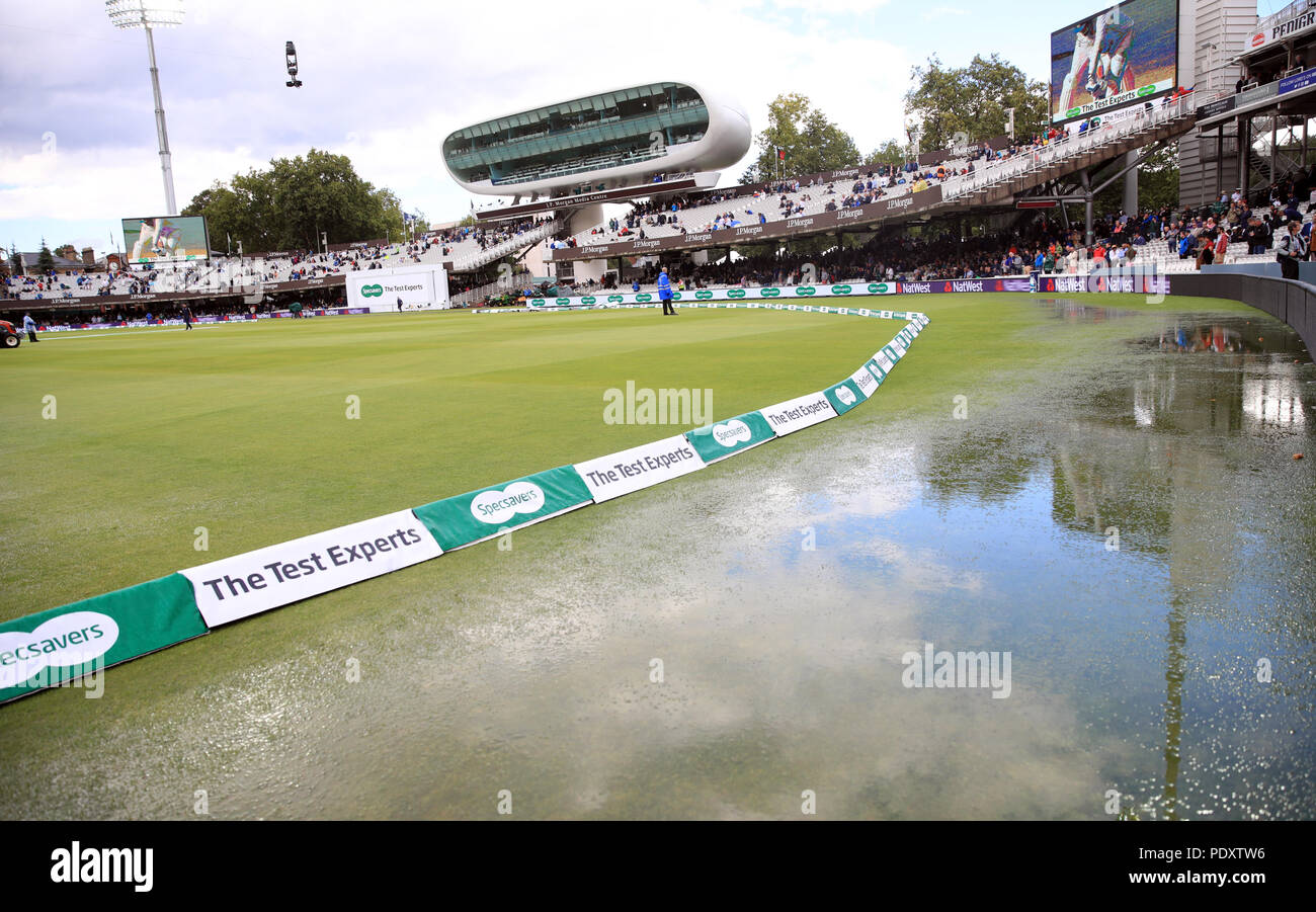 Wet Pitch Stock Photos & Wet Pitch Stock Images - Alamy