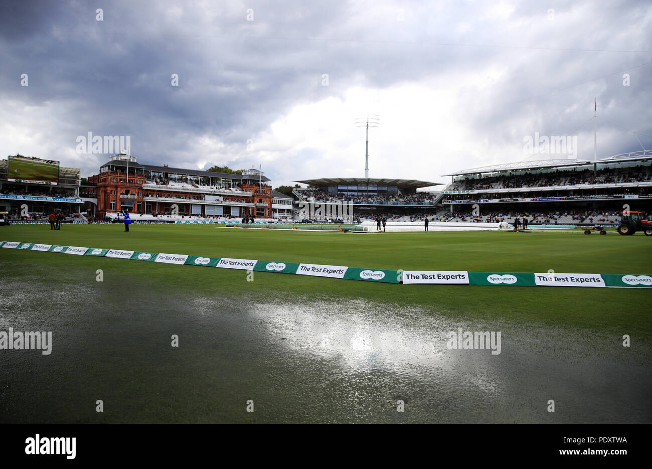 General view of the wet pitch during day two of the Specsavers Second ...