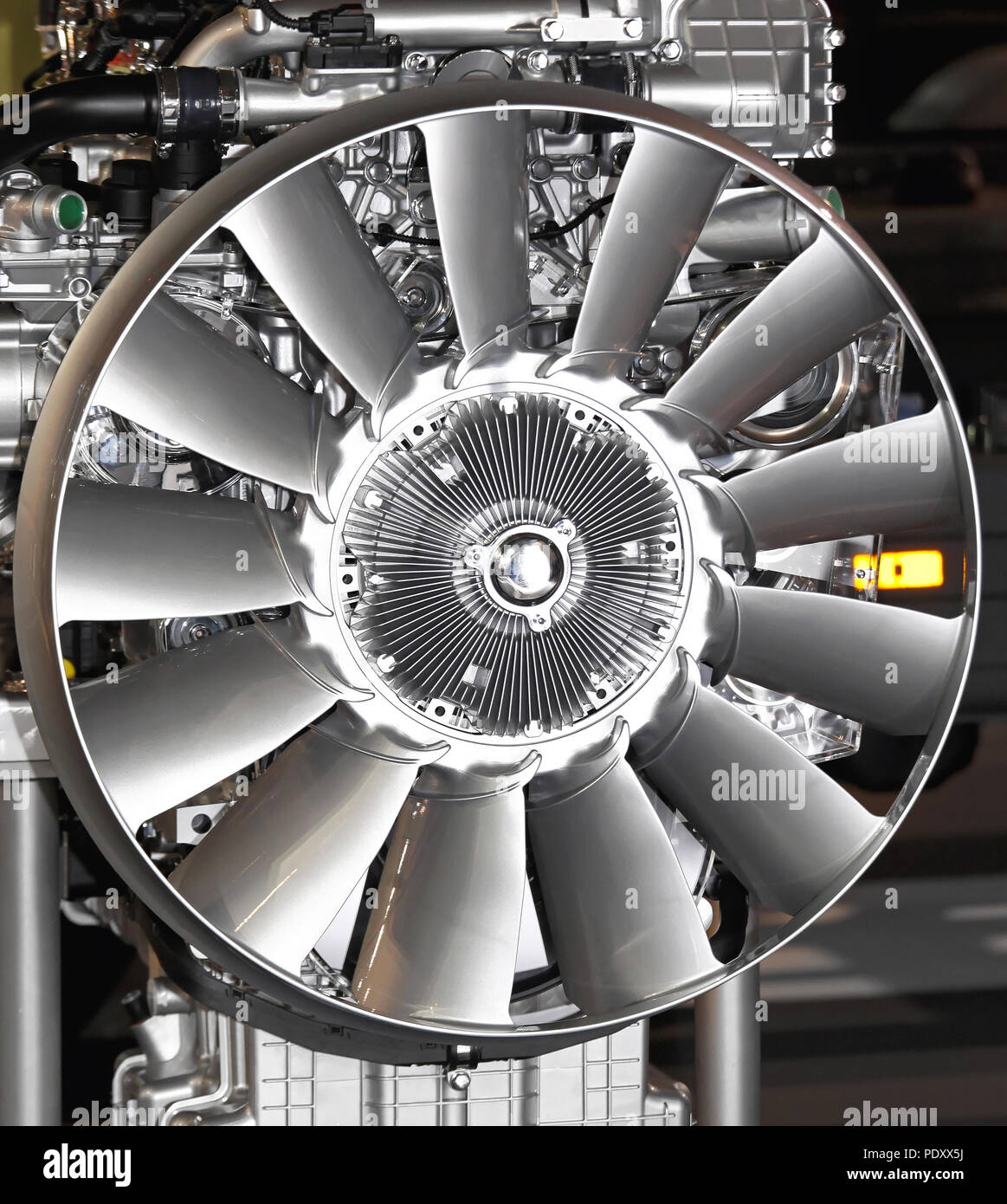 Big truck engine hi-res stock photography and images - Alamy