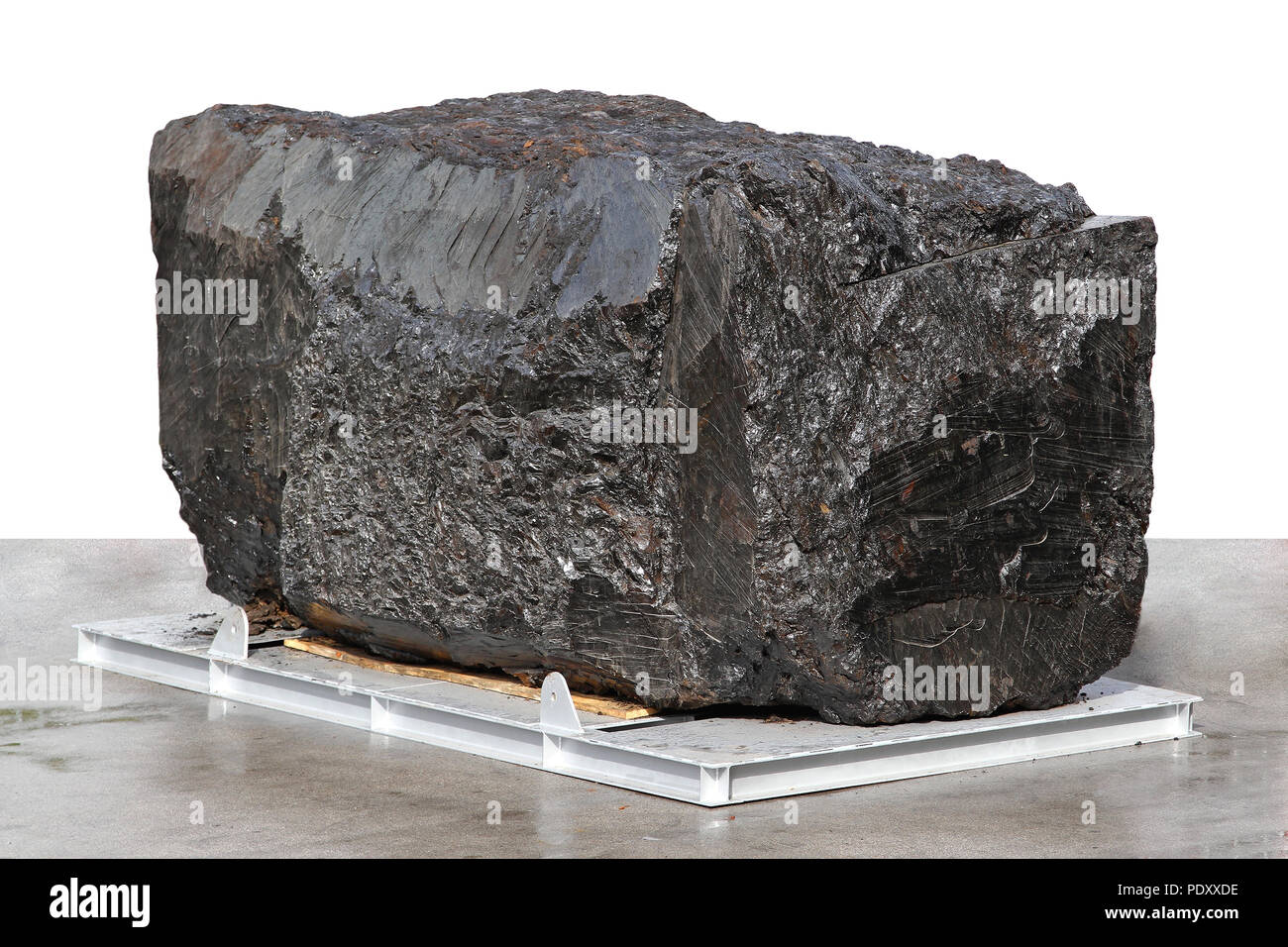 Big block of black anthracite coal ore Stock Photo - Alamy