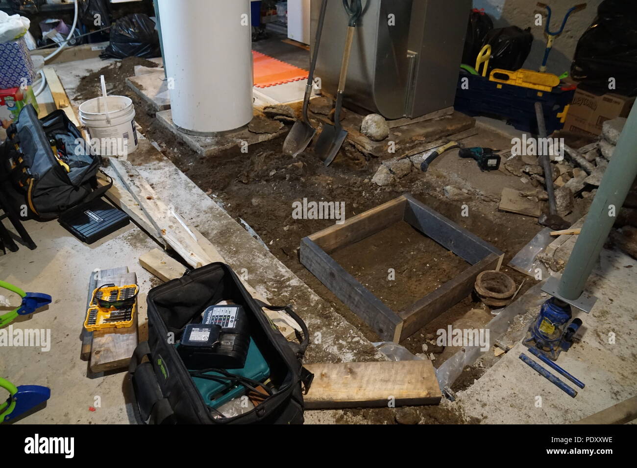Basement under hi-res stock photography and images - Alamy