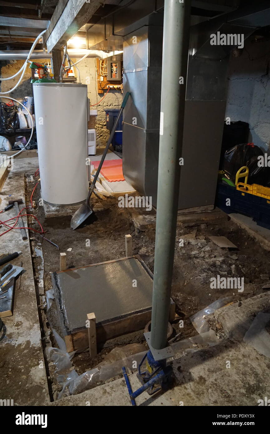 basement under construction Stock Photo - Alamy
