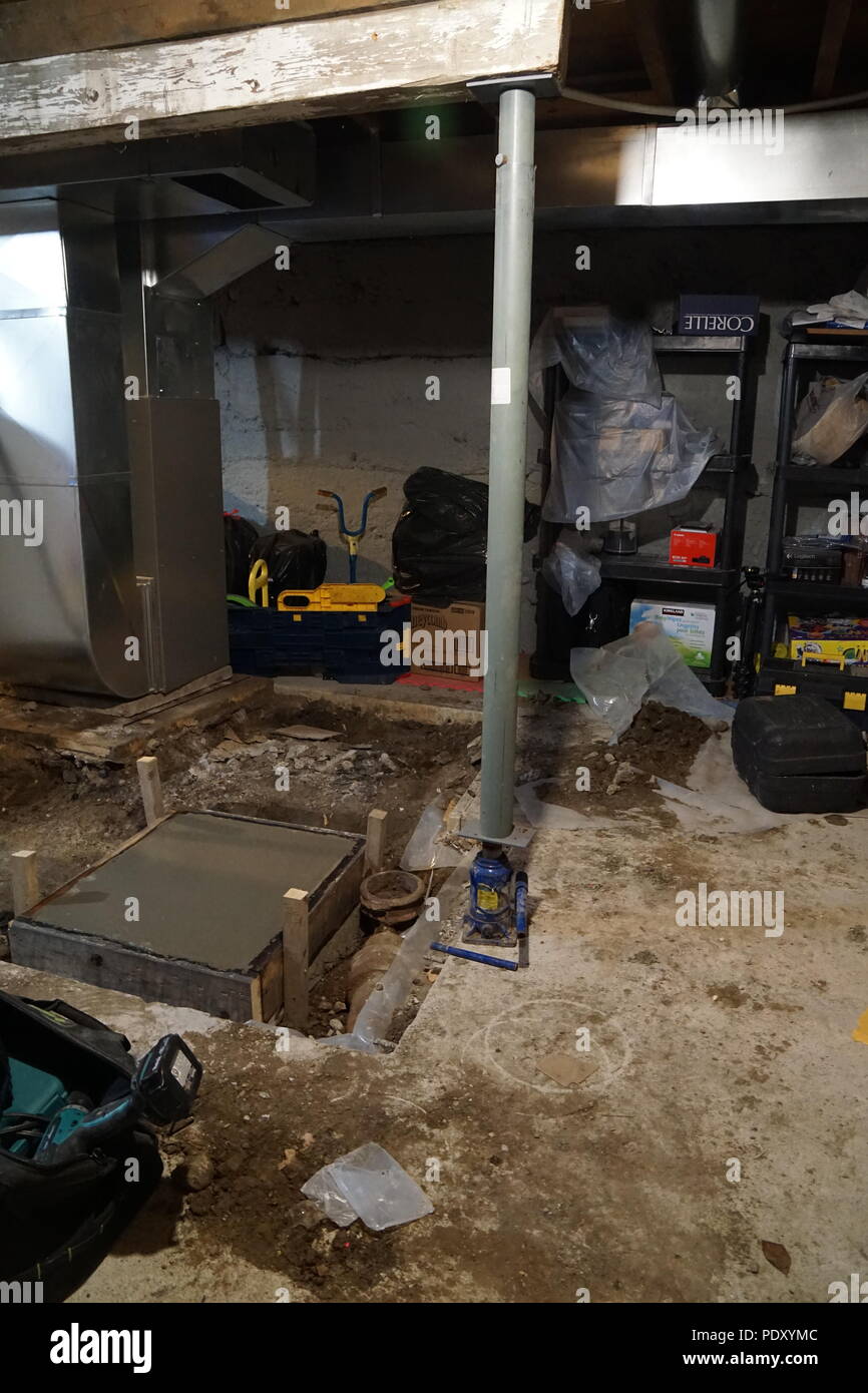 basement under construction Stock Photo - Alamy
