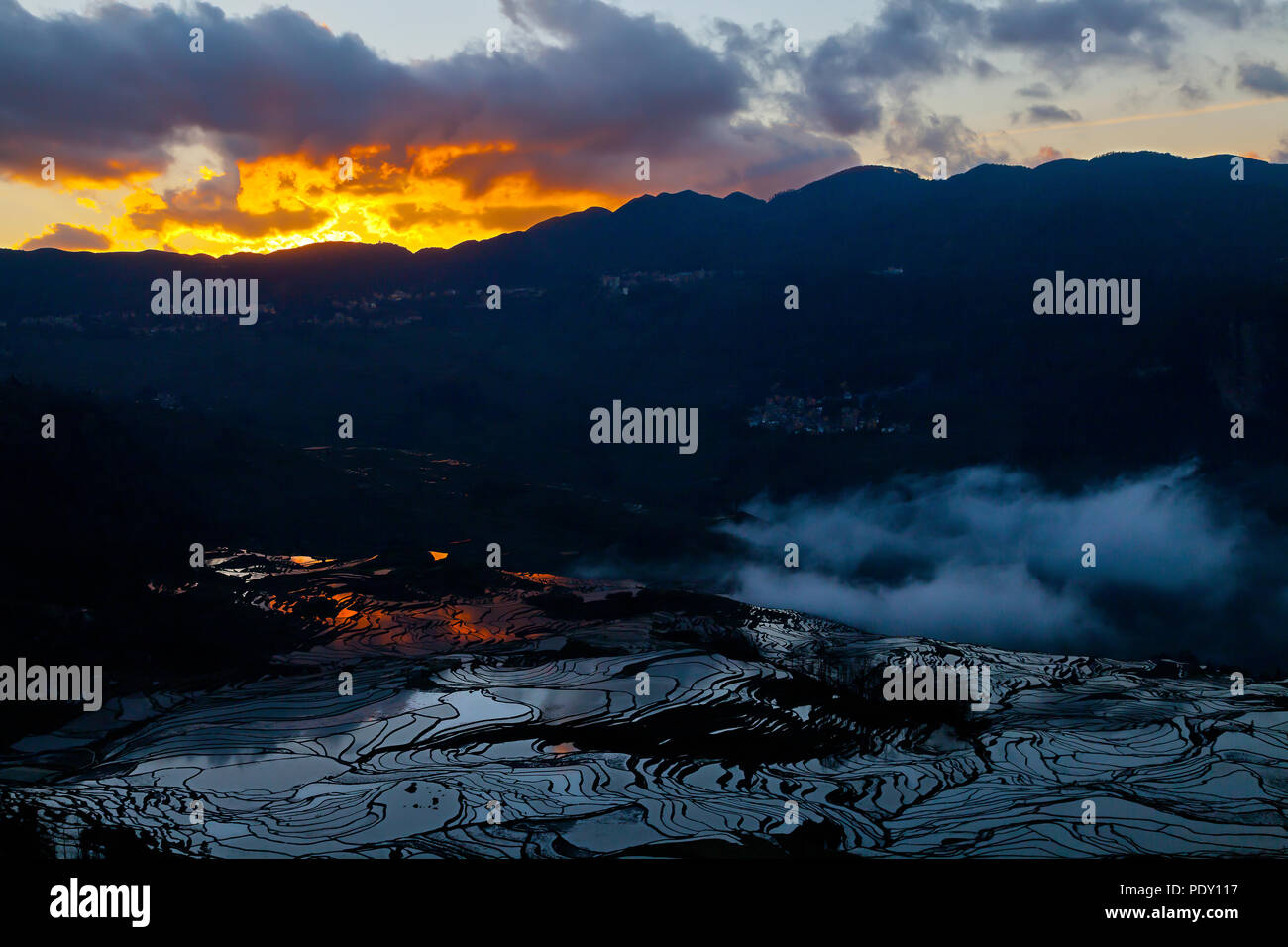 Rice terraces in the mountainous region of Yuanyang, in southern Yunnan ...