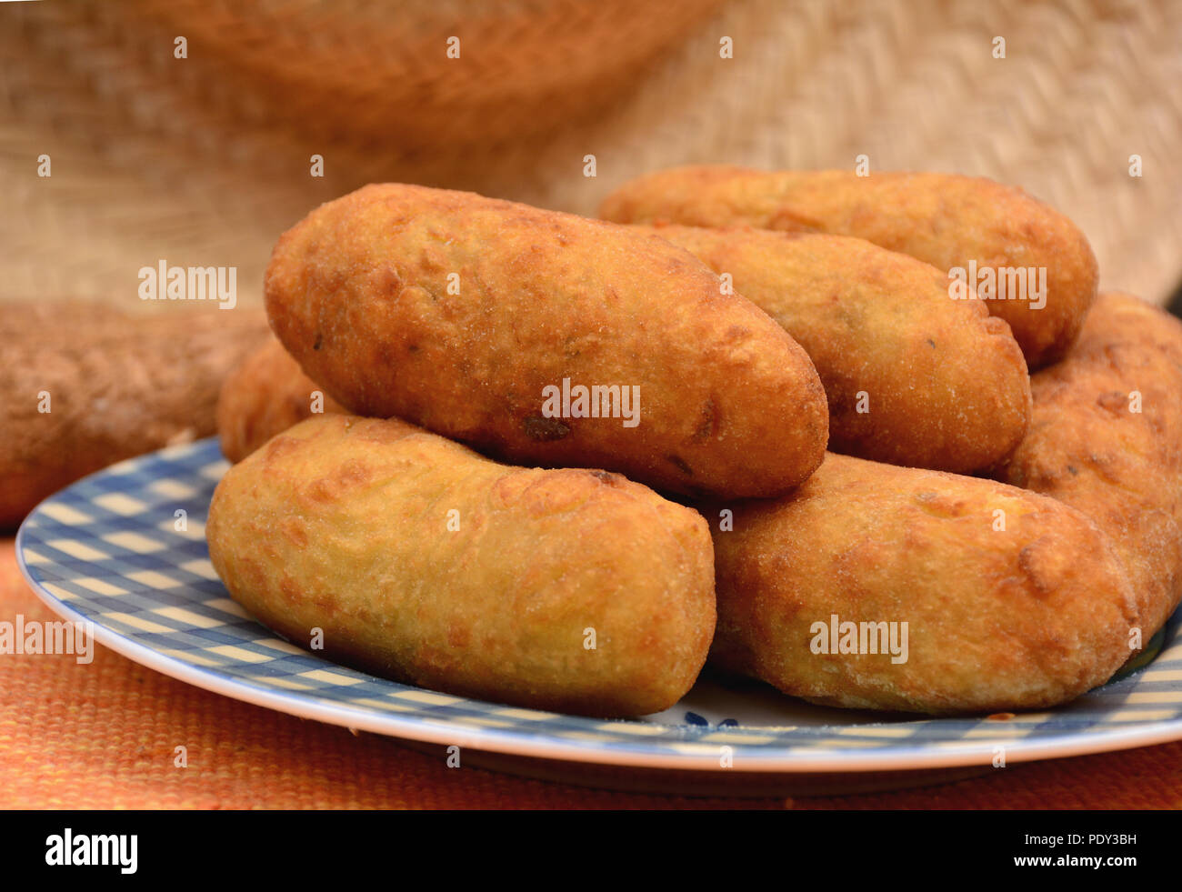 Cassava food hi-res stock photography and images - Alamy