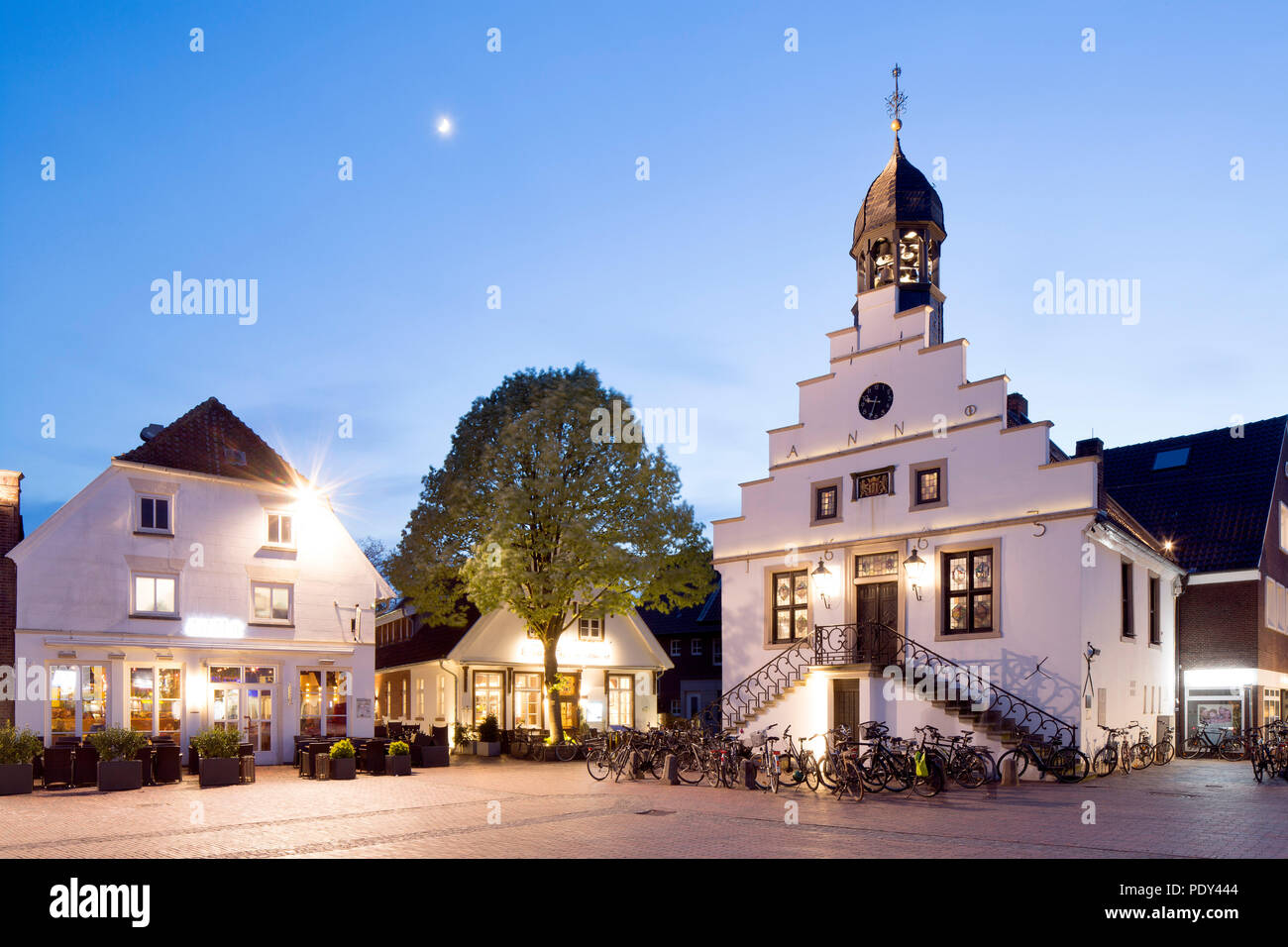Lingen town hall at the market square, dusk, Lingen, Emsland, Lower ...
