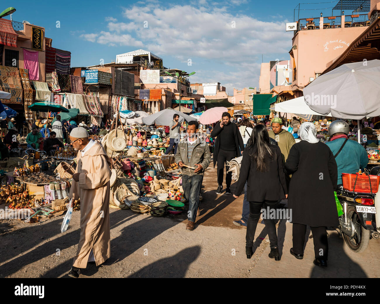 Native, Arabian market, Shouk, Fez Medina, Fes, Morocco Stock Photo - Alamy