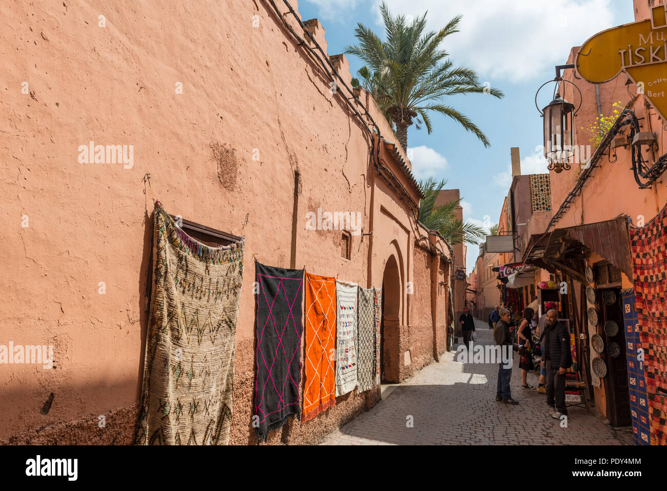 Medina marrakech hi-res stock photography and images - Alamy