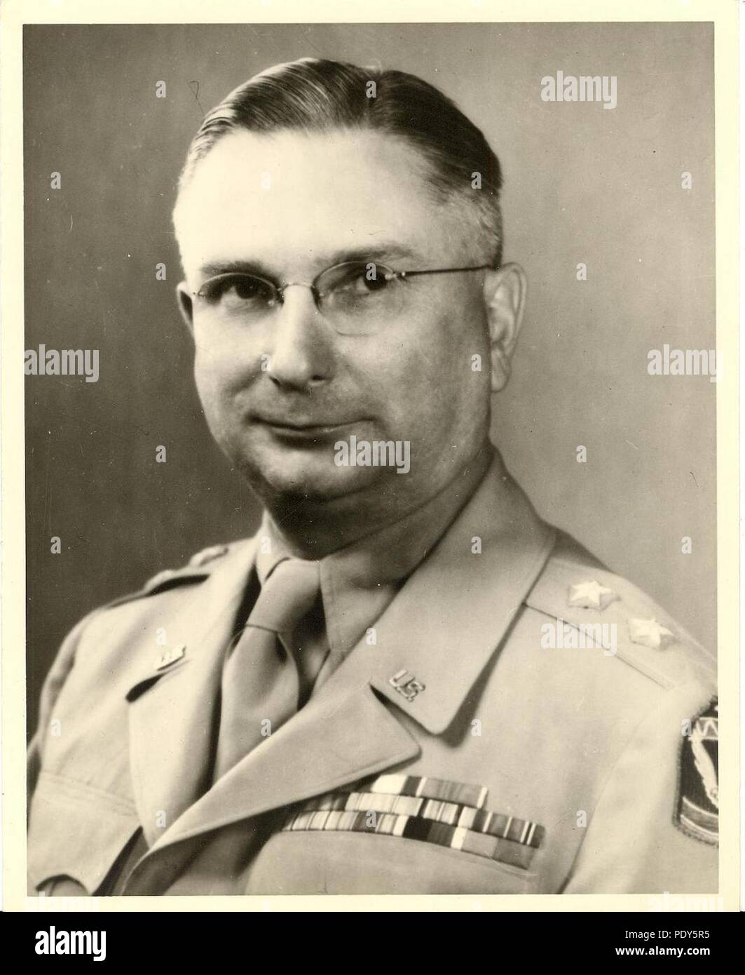 Archer lerch hi-res stock photography and images - Alamy