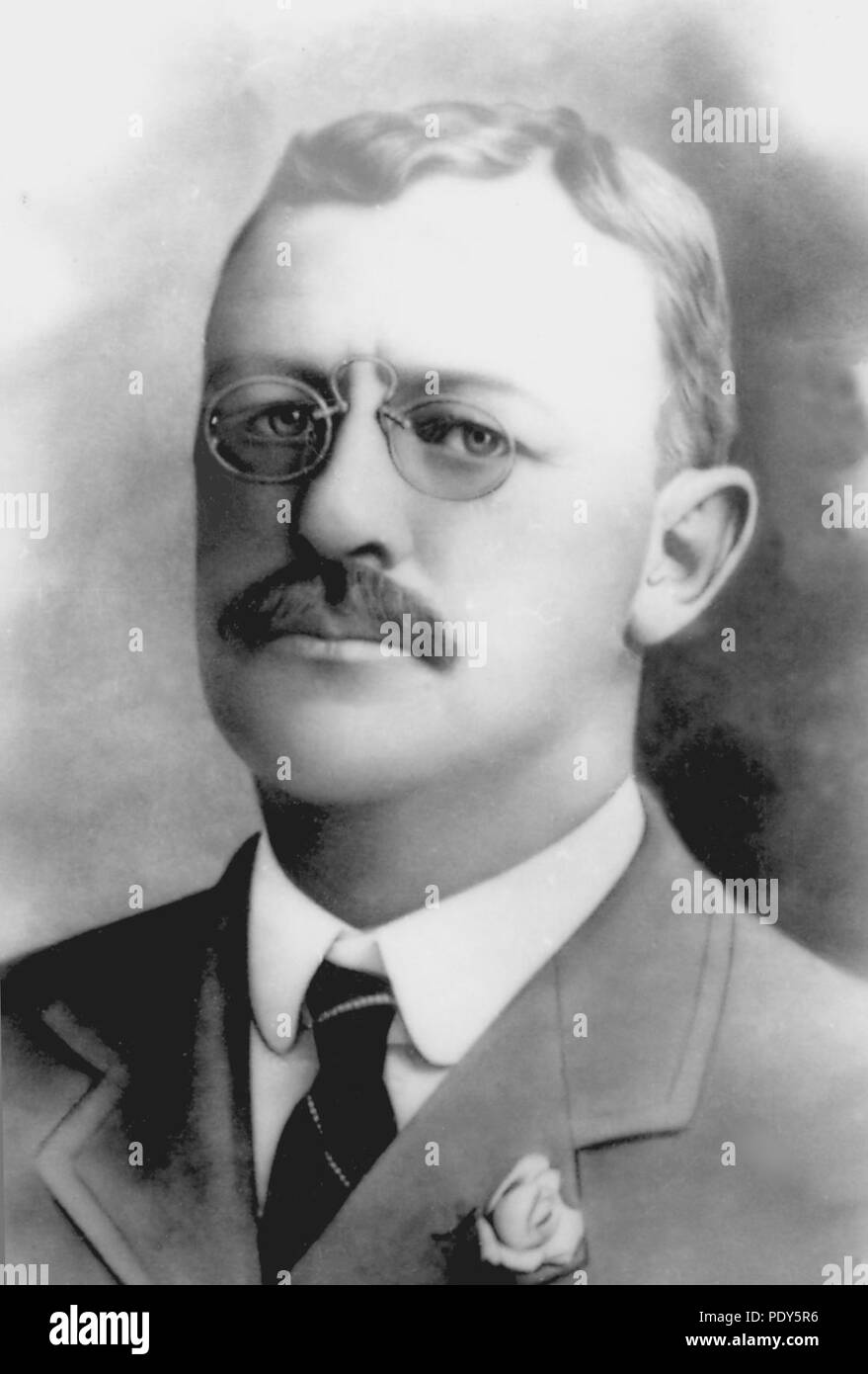 Picture with an archer hi-res stock photography and images - Alamy