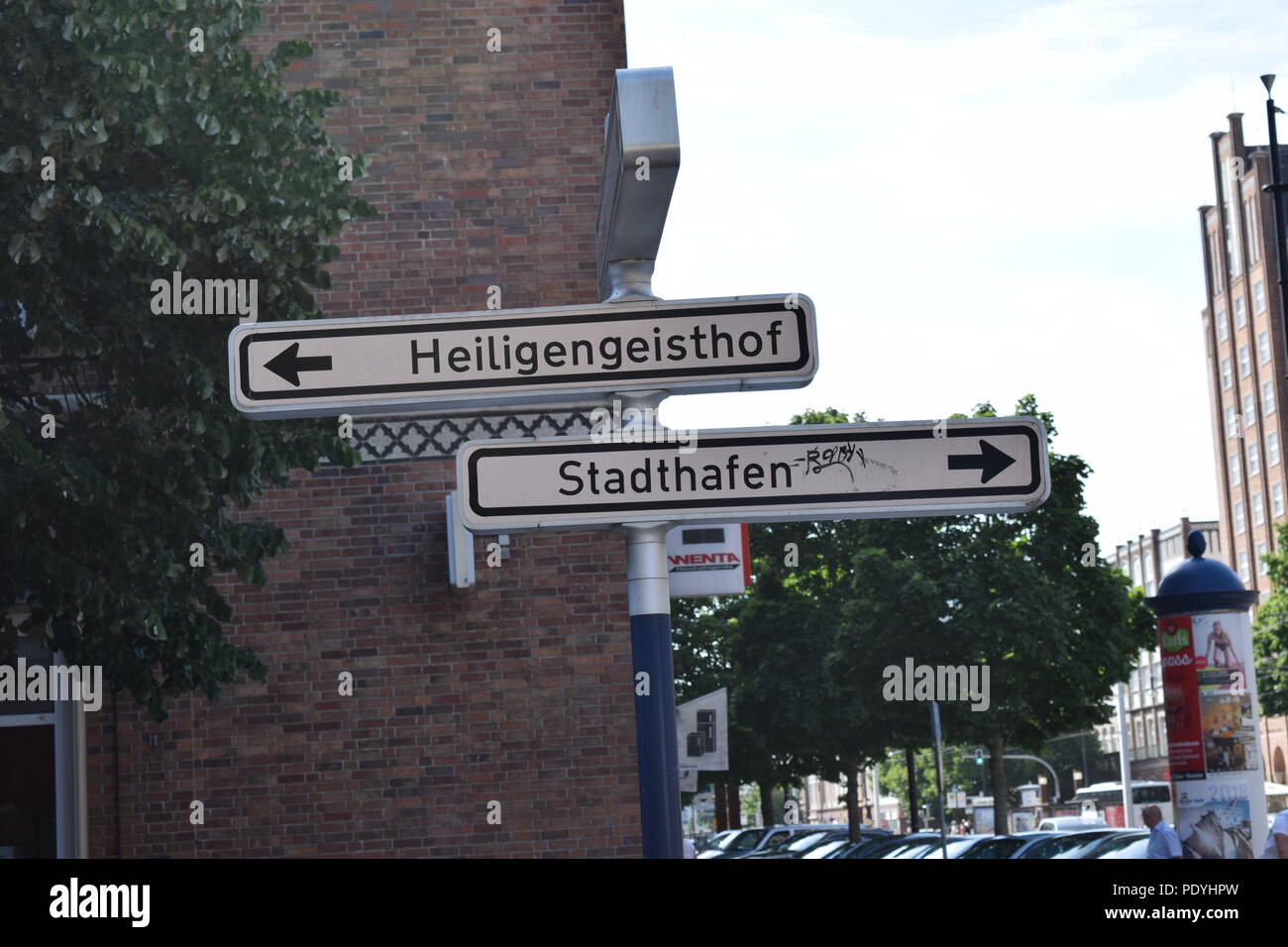 German street signs hi-res stock photography and images - Alamy