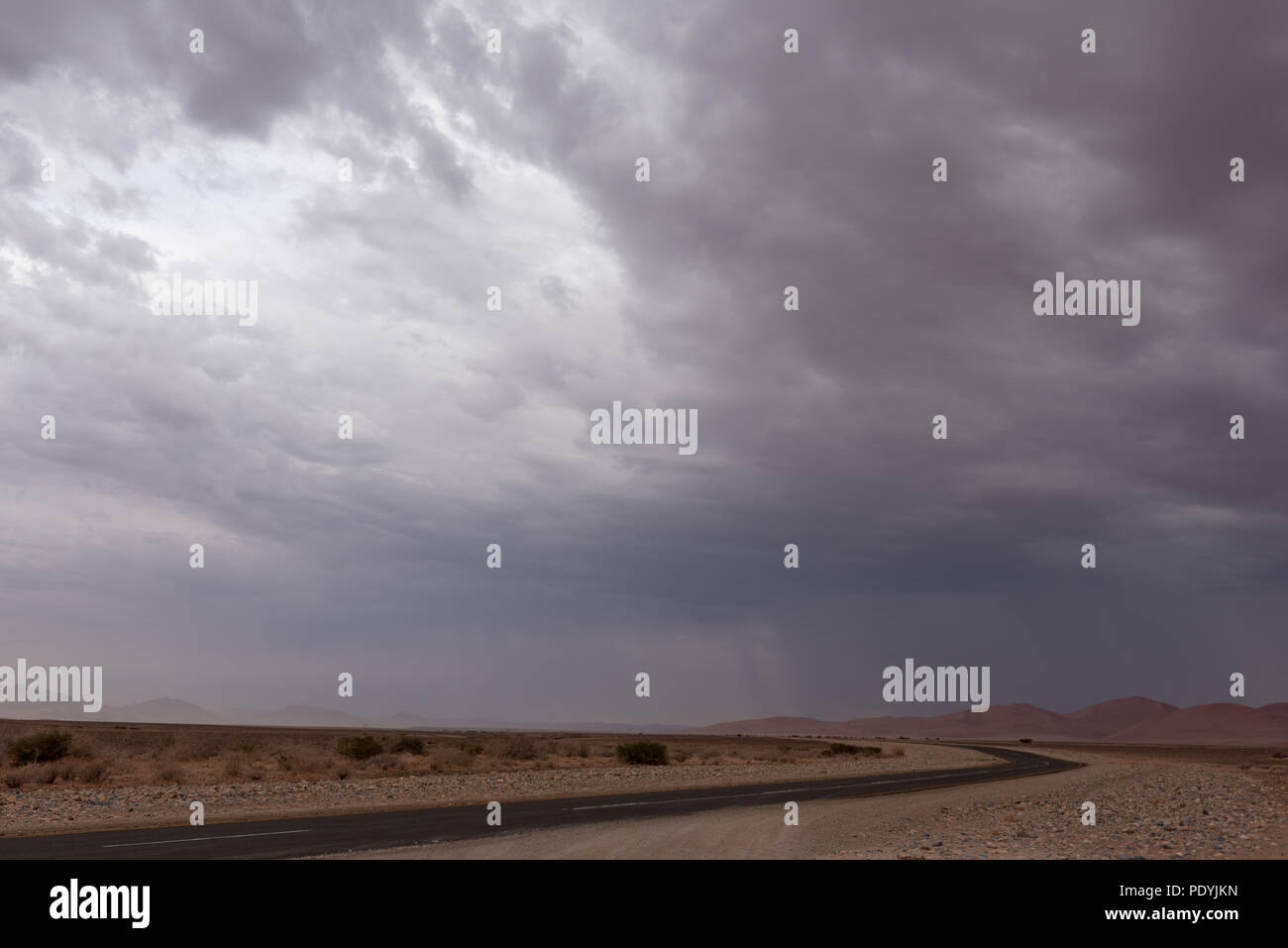 Beautiful thunderstorm hi-res stock photography and images - Alamy