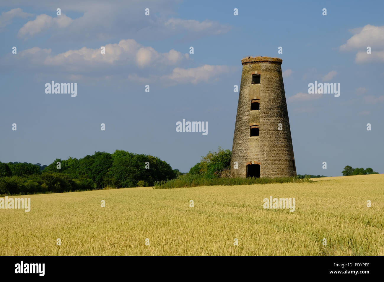Windmill in the midlands hi-res stock photography and images - Alamy