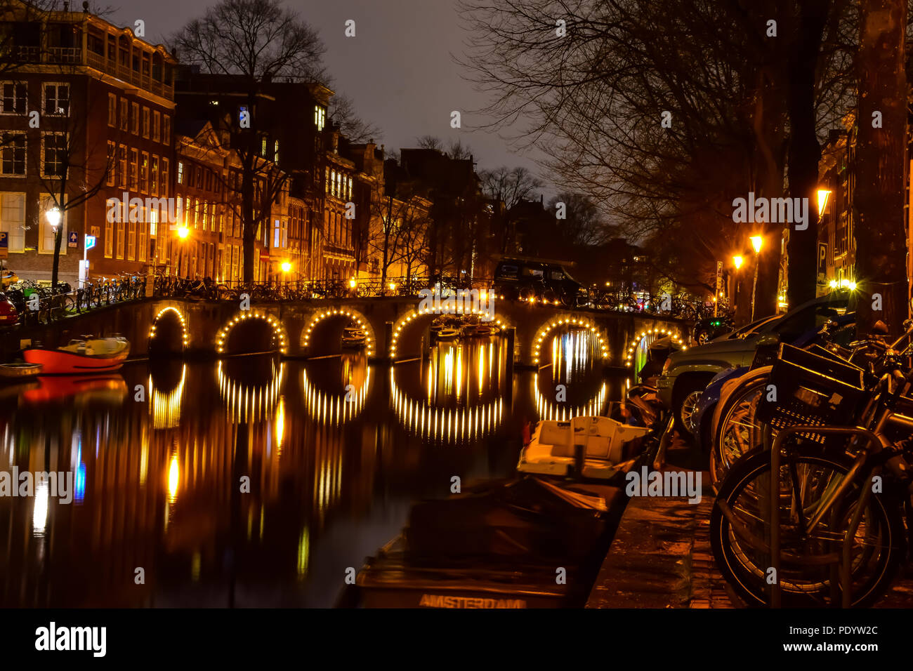 Netherlands canals hi-res stock photography and images - Alamy