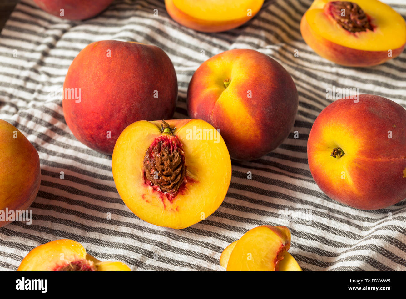 Raw Organic Yellow Peaches Ready to EAt Stock Photo - Alamy
