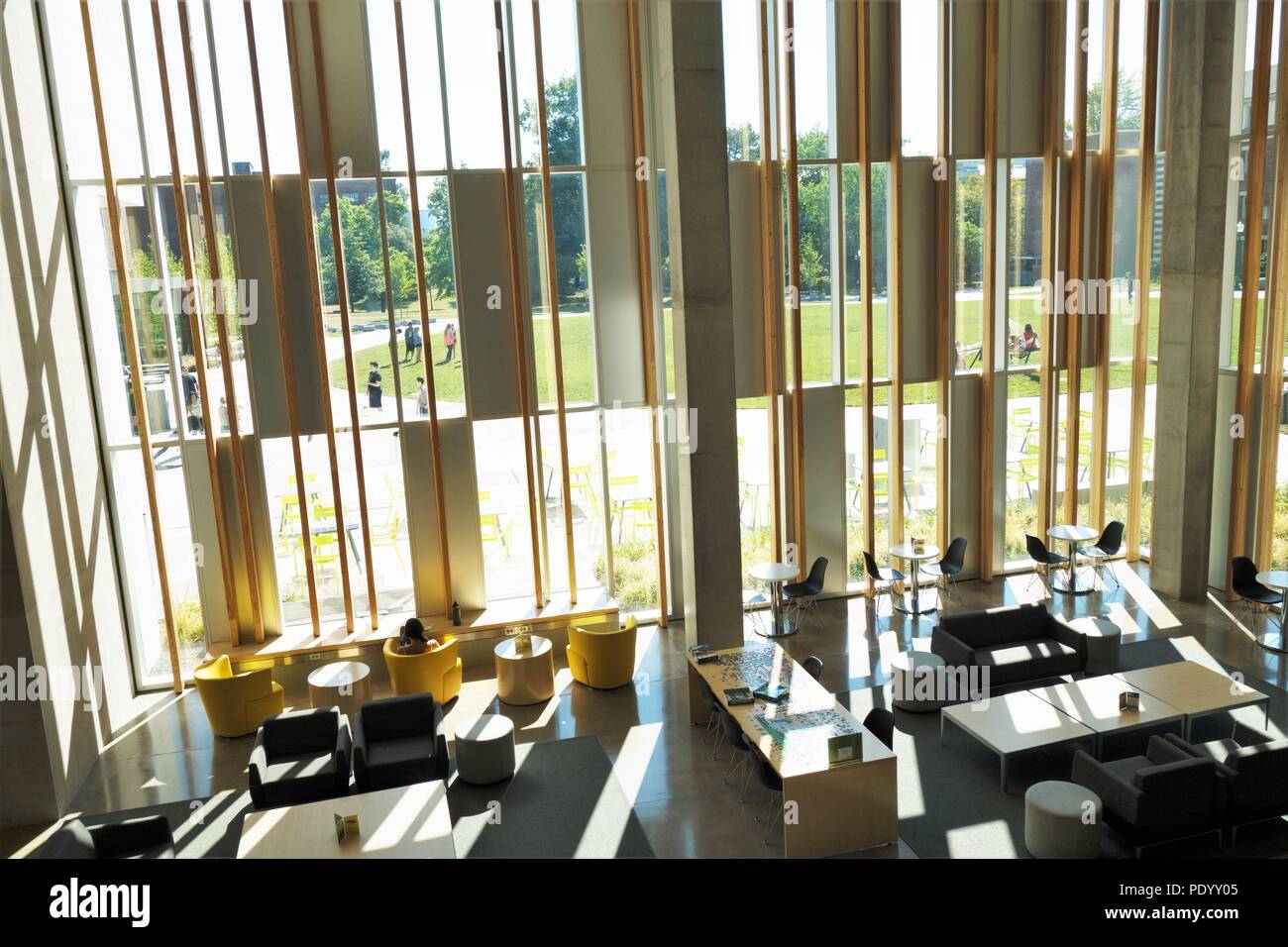 Windows and tables at Erb Memorial Union on the University of Oregon ...