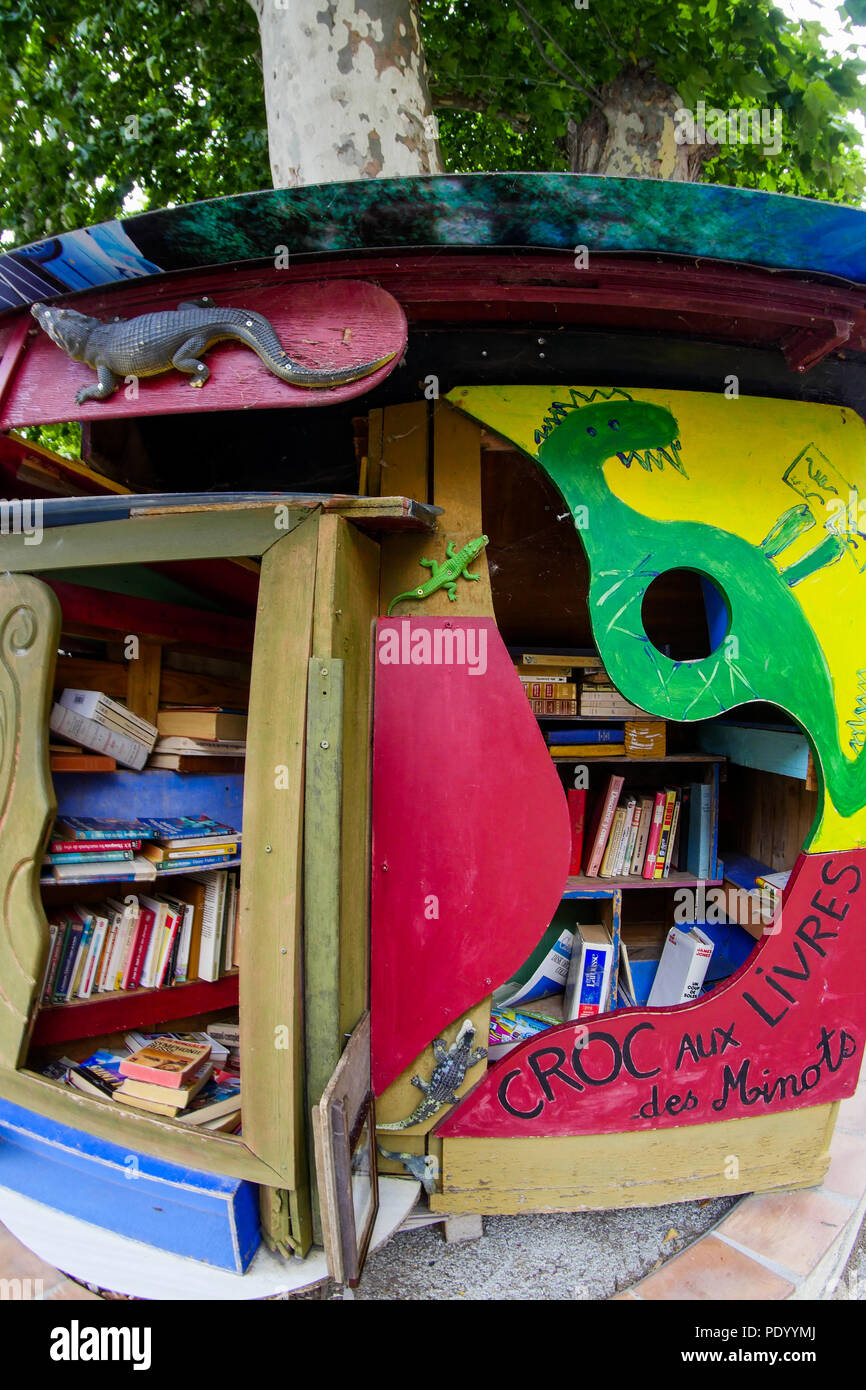 Open Air Public Library High Resolution Stock Photography and Images ...