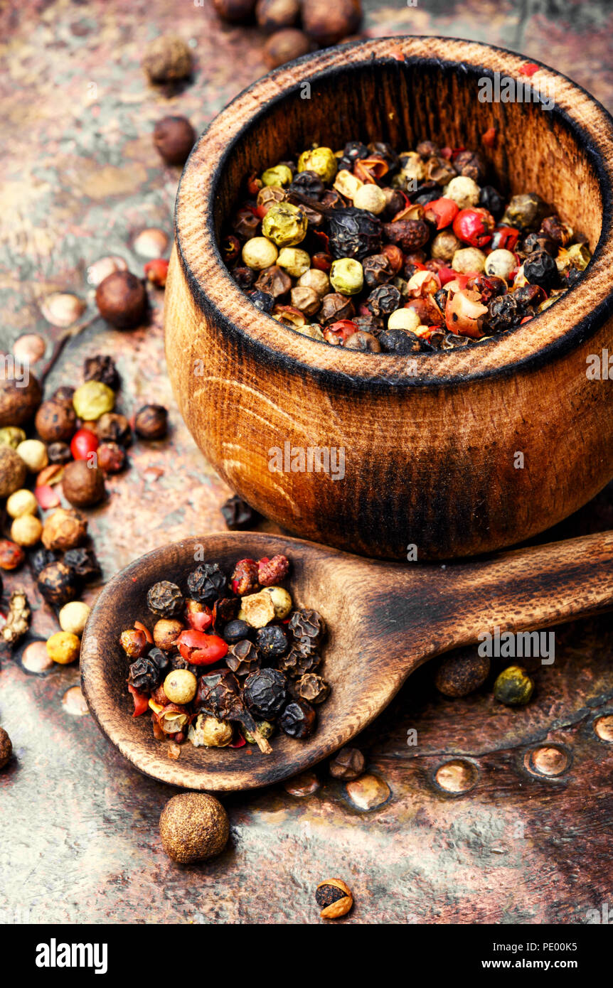 Pepper box hi-res stock photography and images - Alamy