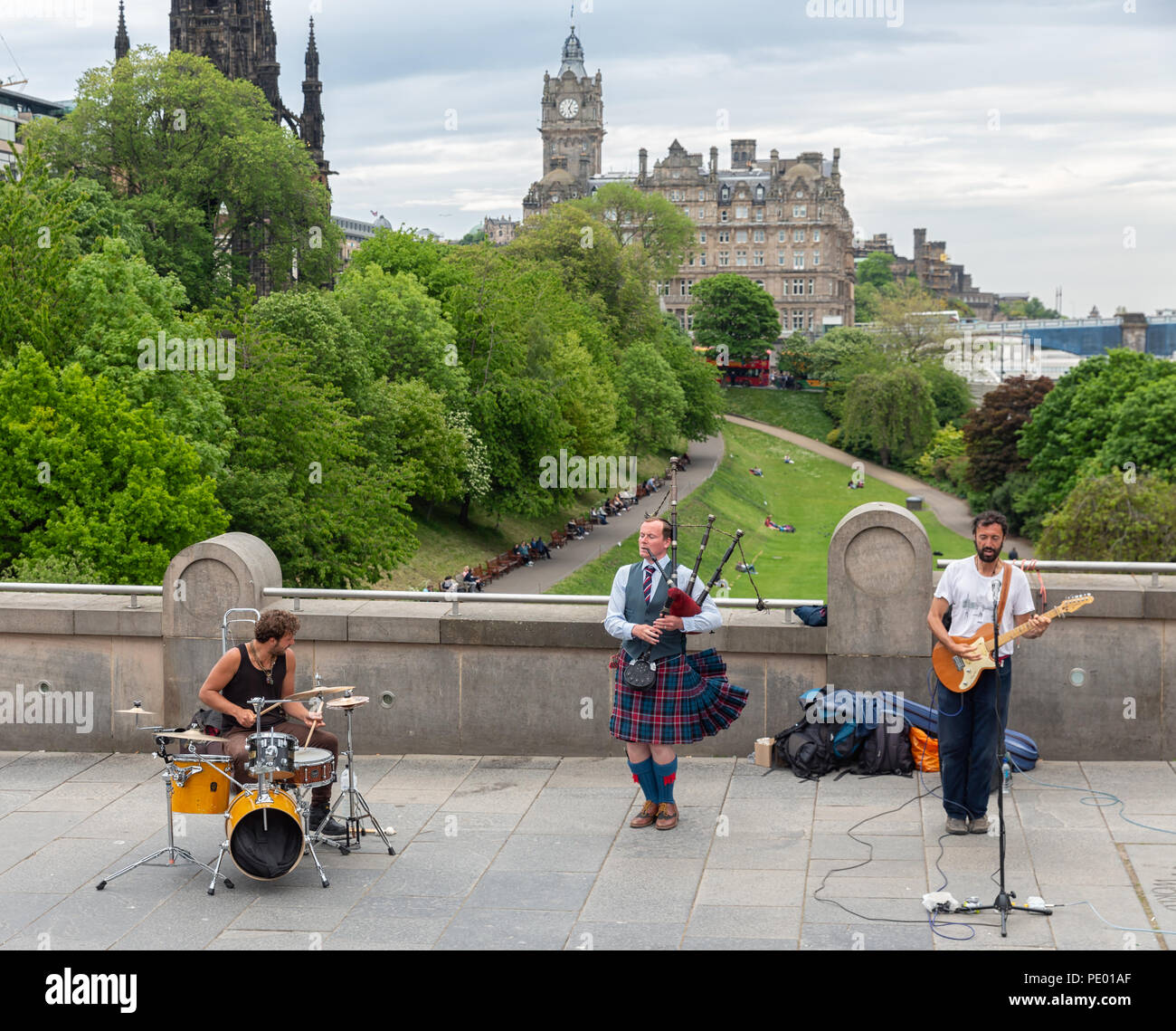 Edinburgh rock band hi-res stock photography and images - Alamy