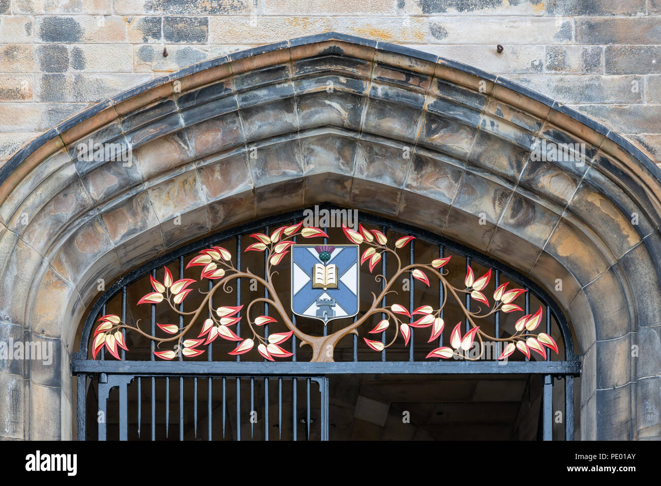 Edinburgh university buildings hi-res stock photography and images - Alamy