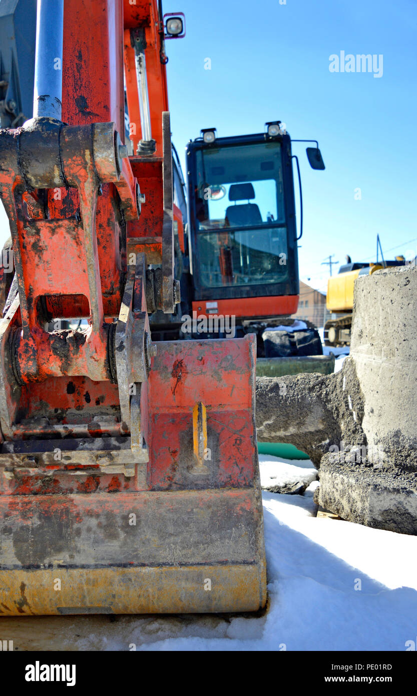 Digger track machine hi-res stock photography and images - Alamy
