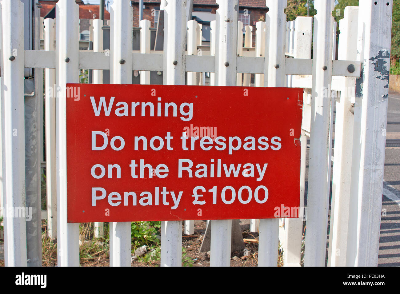 Warning sign at the lifting barrier Level crossing at Hungerford ...