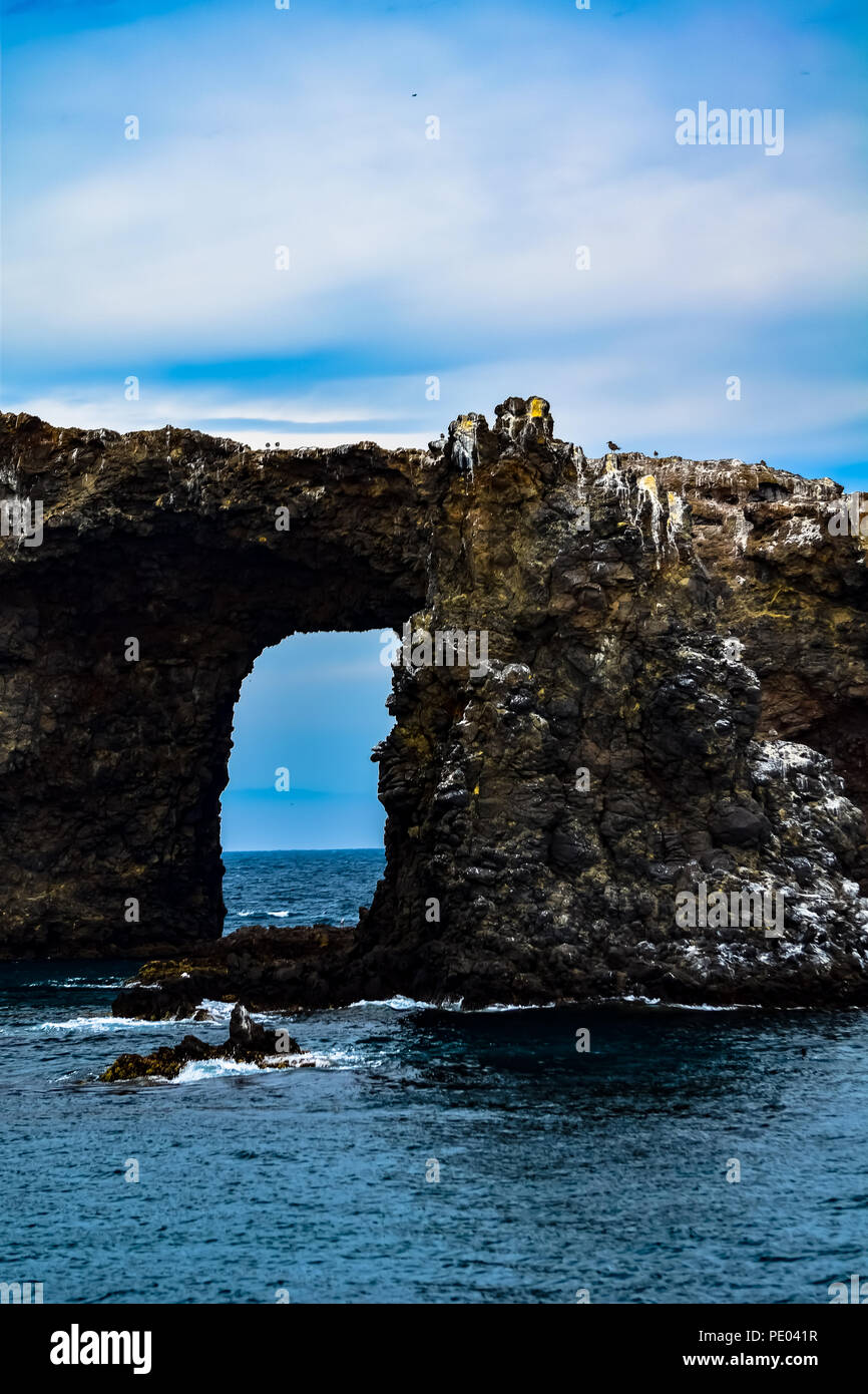 Channel islands rock hi-res stock photography and images - Alamy