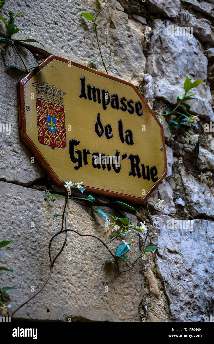 Signs architecture french medieval hi-res stock photography and images ...