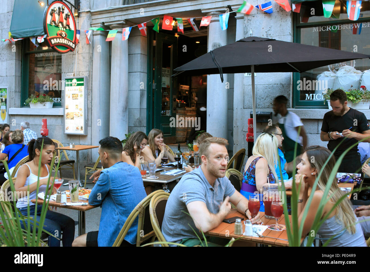 Canada, Montreal, Old Montreal, restaurant, people Stock Photo - Alamy