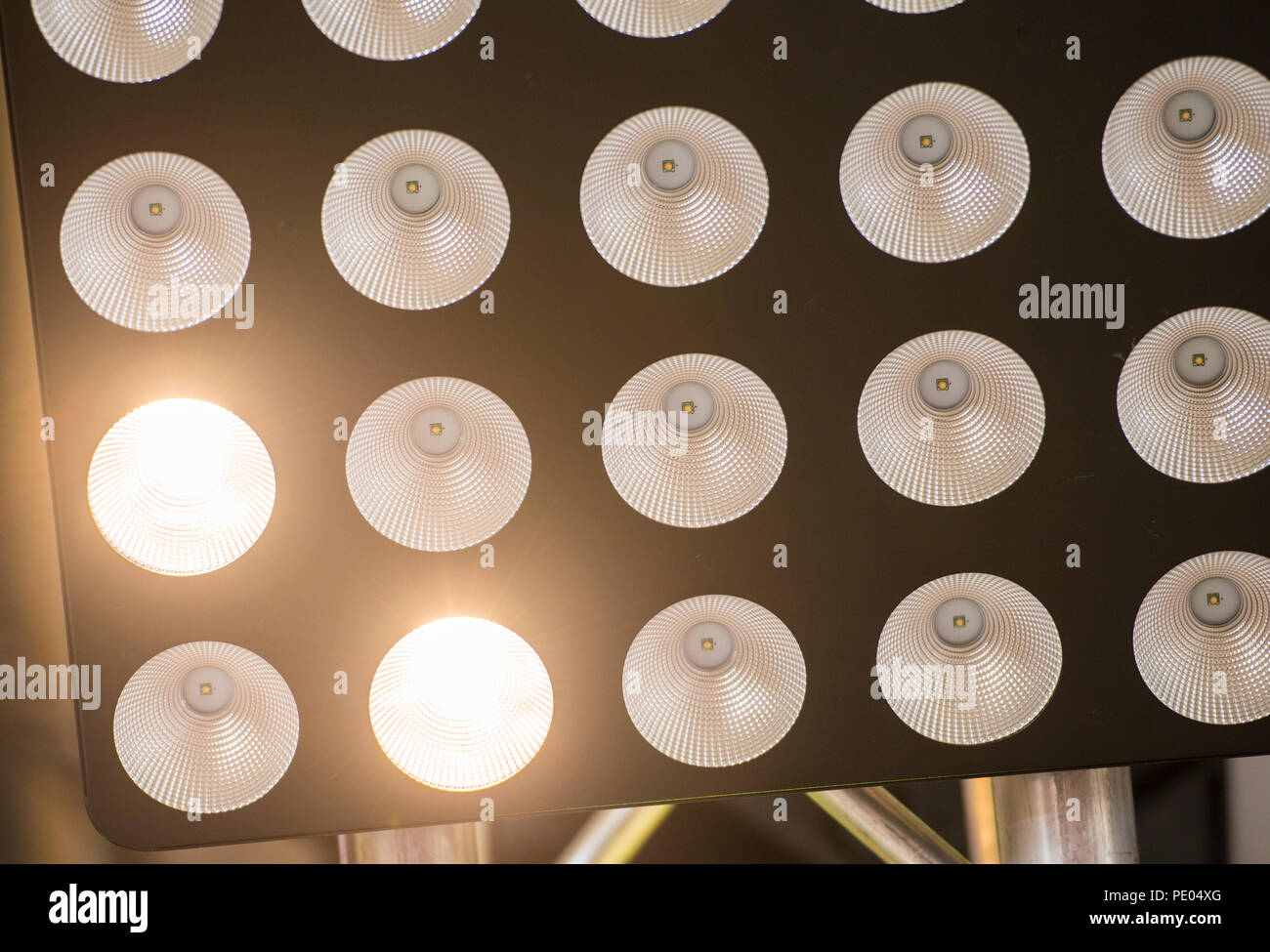 Antique pub lamp hi-res stock photography and images - Alamy