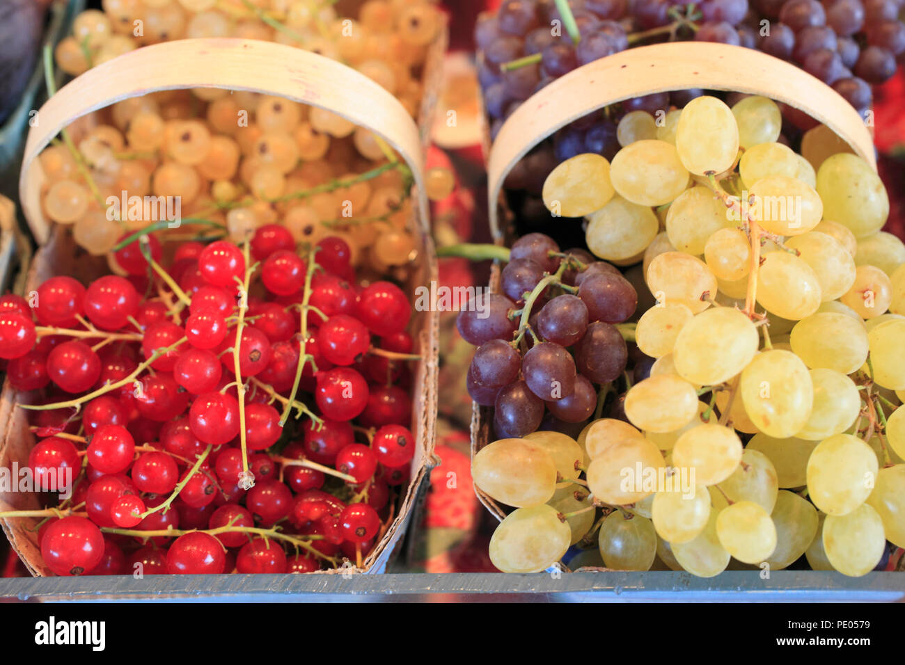 Quebec food market hi-res stock photography and images - Alamy
